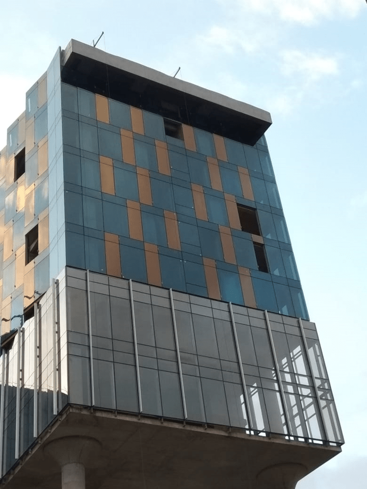 SJR Primeco Towers - Milestone Aluminium